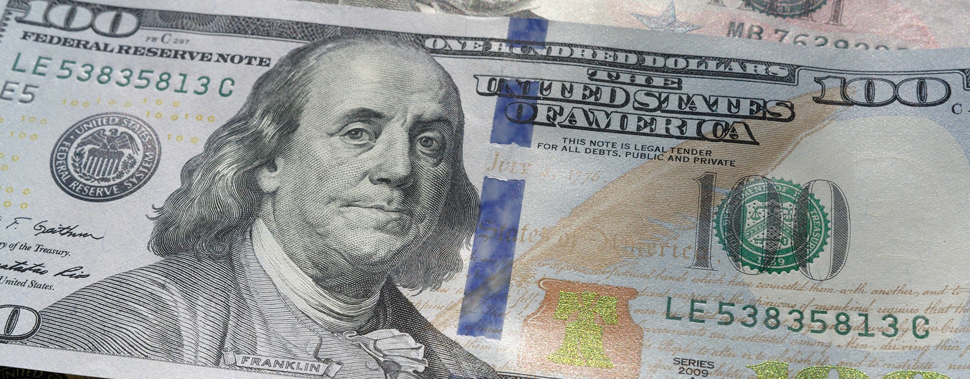 Pourquoi le dollar est la devise la plus utilisée dans le monde